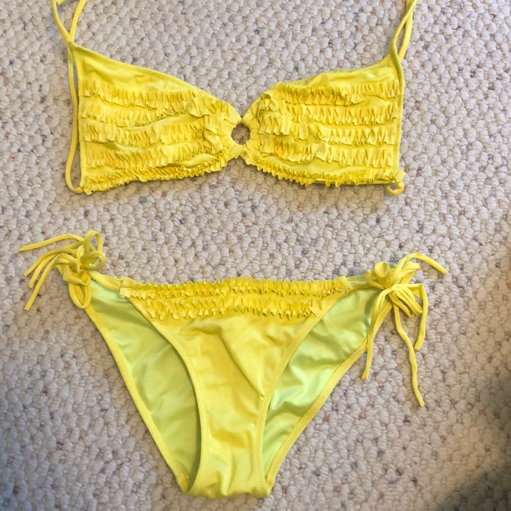 Yellow Bikini Gem